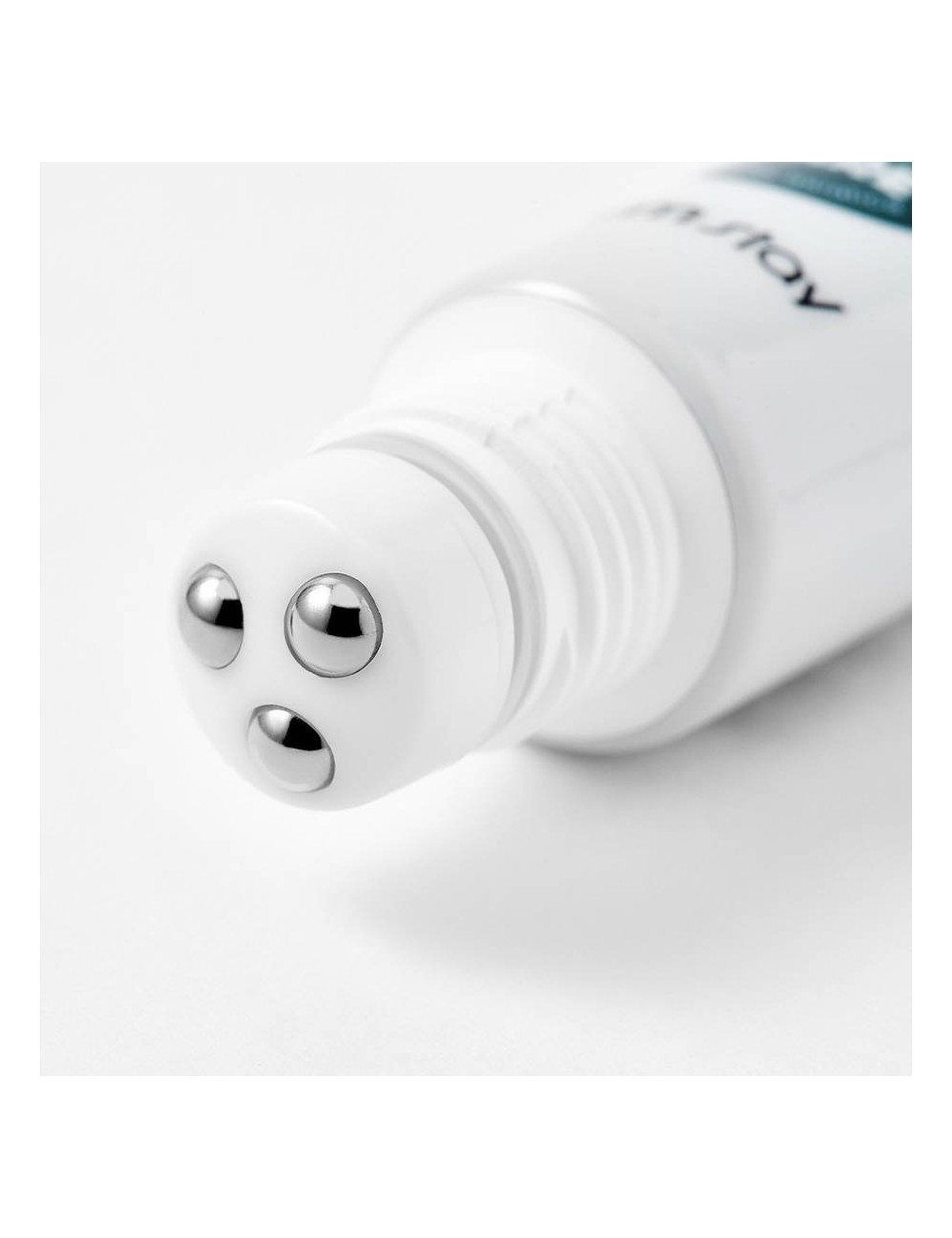 Serum para Contorno de Ojos Farm Stay Cica Farm Revitalizing Rolling ...